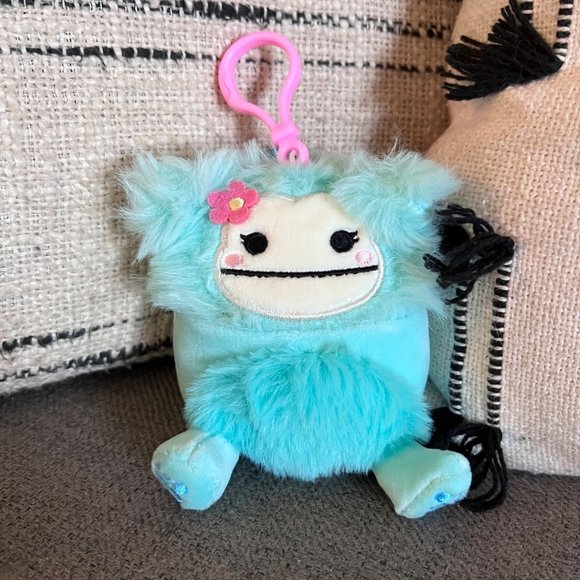Squishmallows | Toys | Nwt 3 Joelle The Big Foot Squishmallow Clip ...